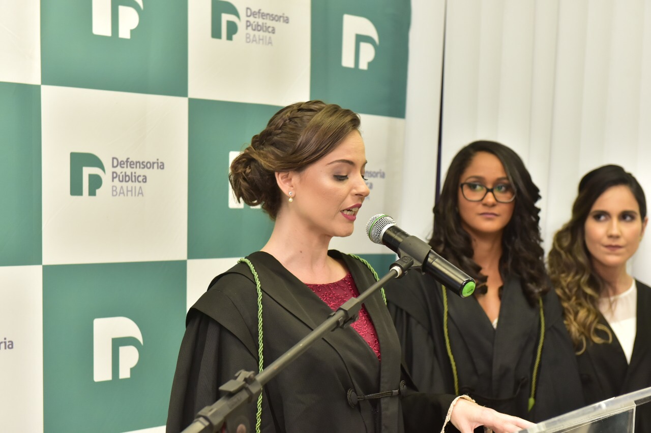 Defensoria Pública da Bahia dá posse a 14 defensores públicos Defensoria Pública da Bahia dá posse a 14 defensores públicos